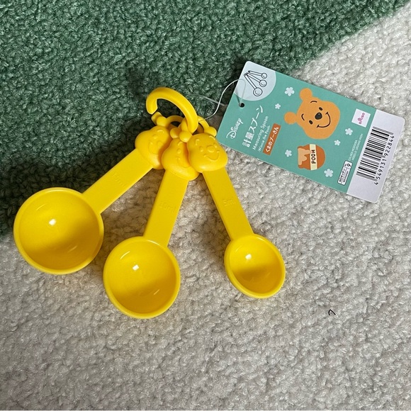 Disney | Kitchen | Disney X Daiso Winnie The Pooh Figural Measuring ...